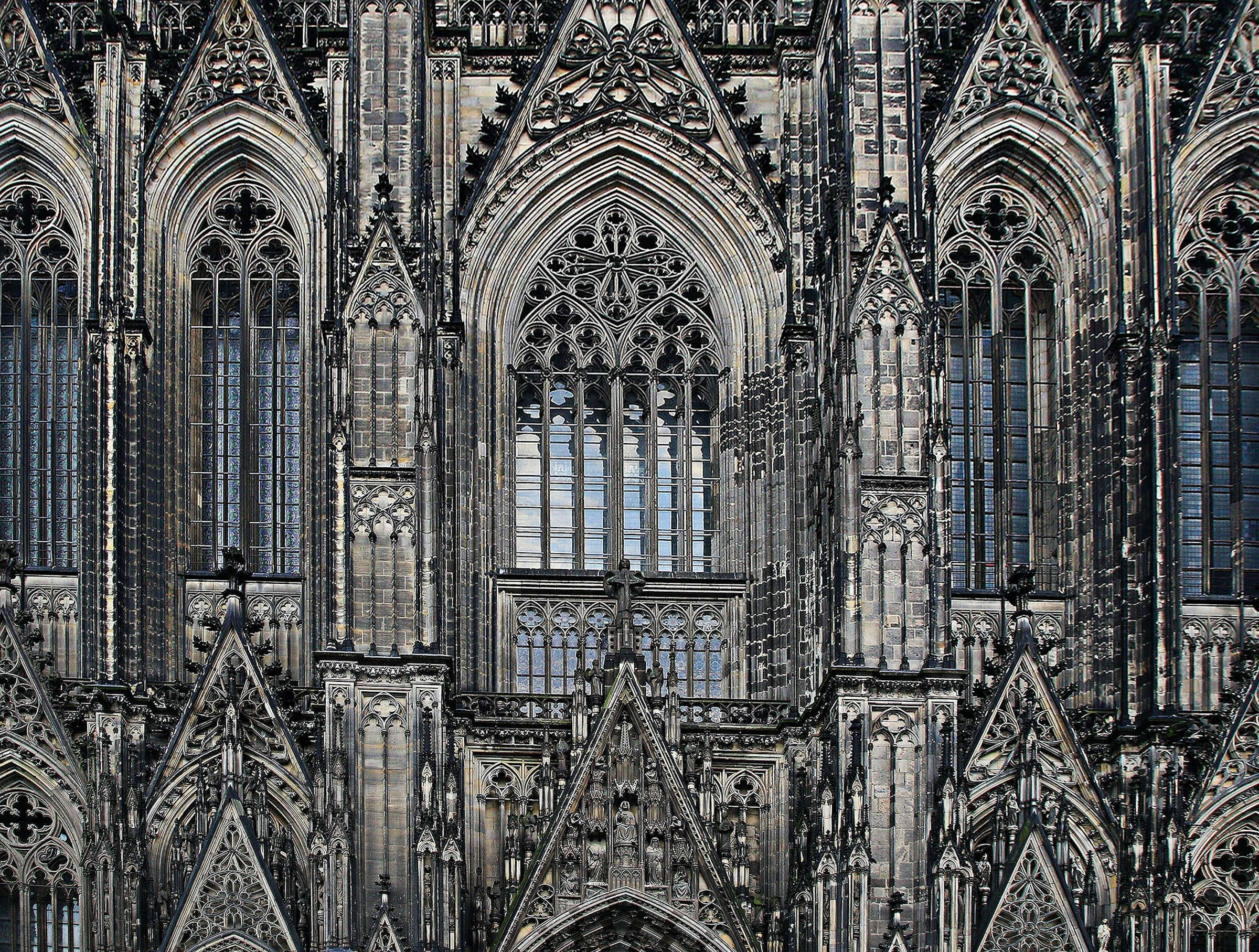 Gothic Revival: Breathe New Life into Your Space with Dark Decor Accen ...